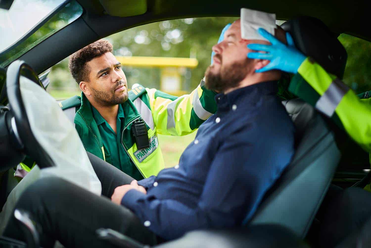 How to Treat Traumatic Injury Emergencies | Unitek EMT